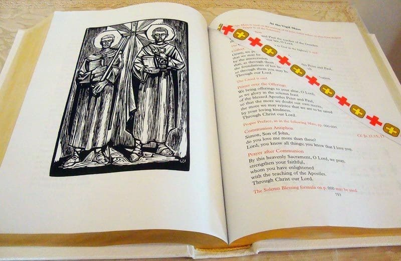 Use of new Roman Missal to begin at Advent 2011 - Arlington Catholic Herald