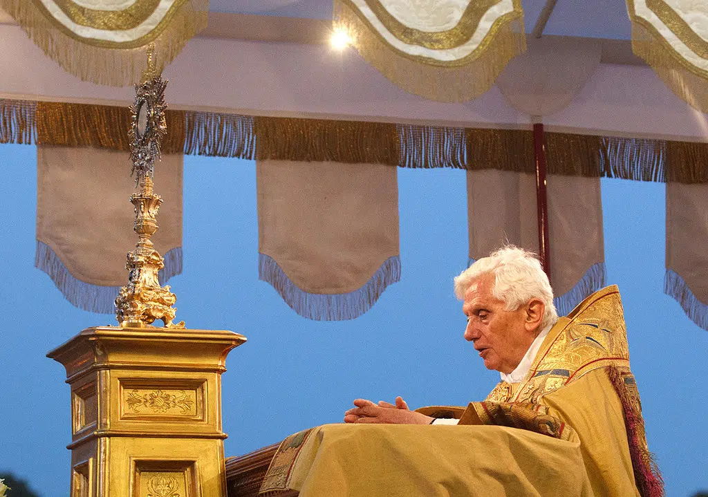 Pope celebrates Feast of Corpus Christi - Arlington Catholic Herald