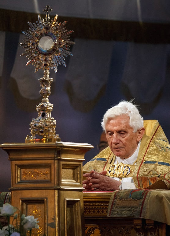 Pope celebrates Feast of Corpus Christi - Arlington Catholic Herald