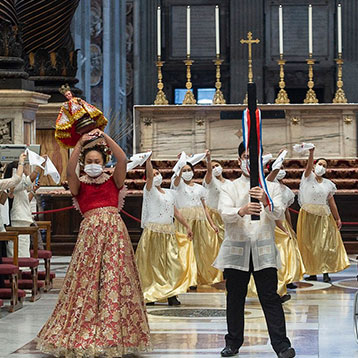 Pope praises Filipino Catholics as joyful witnesses of the Gospel ...