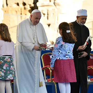 Pope, religious leaders plead for peace, compassion, care for the earth ...