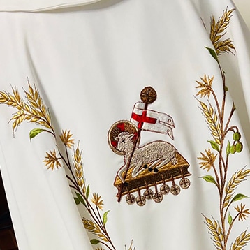 Designer picks simple fabric, Cypriot symbols for pope's vestments ...