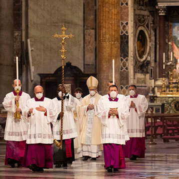 In new year, share the blessing of your time, pope writes - Arlington ...