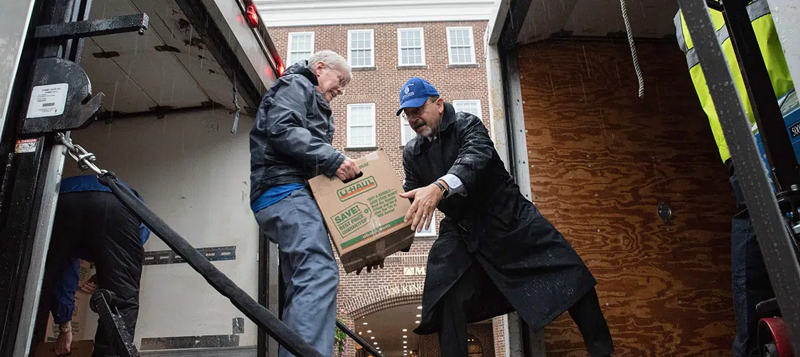 Charities’collaboration brings food to the hungry in Alexandria ...