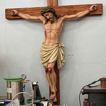 Custom-built cross completes long-awaited crucifix at Culpeper church ...