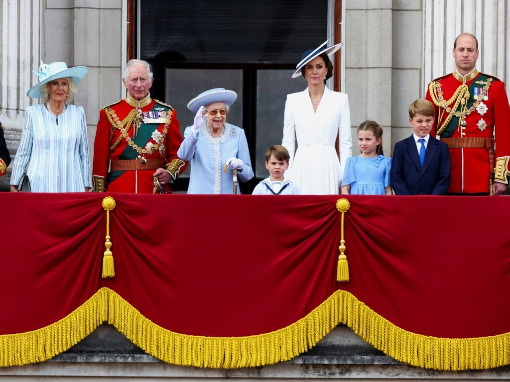 Pope congratulates Queen Elizabeth II on Platinum Jubilee - Arlington ...