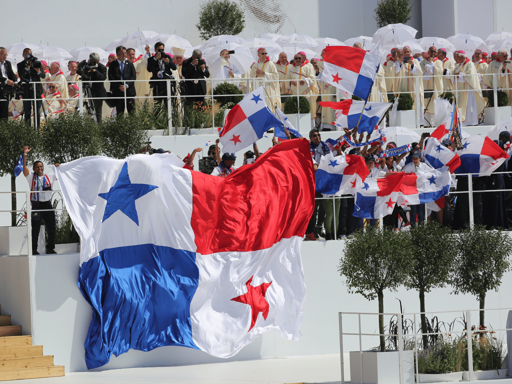 Young must hasten to share God's love, pope says in WYD message ...