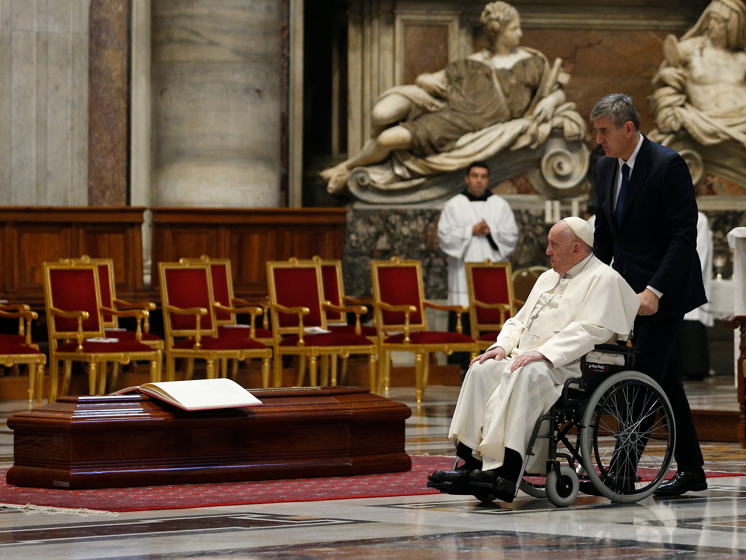 Cardinal Pell's faith, suffering remembered at Vatican funeral ...