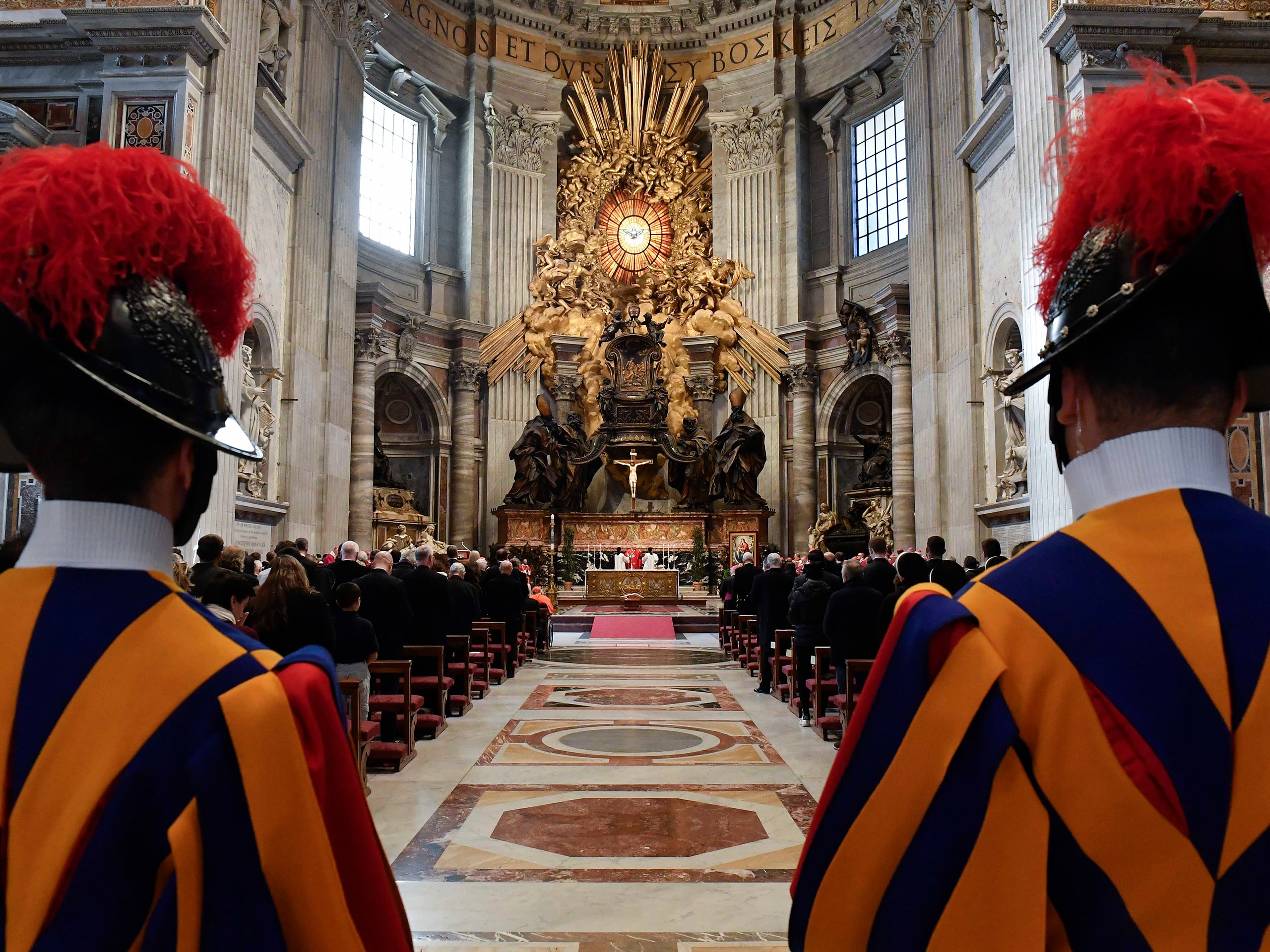 Cardinal Pell's faith, suffering remembered at Vatican funeral ...