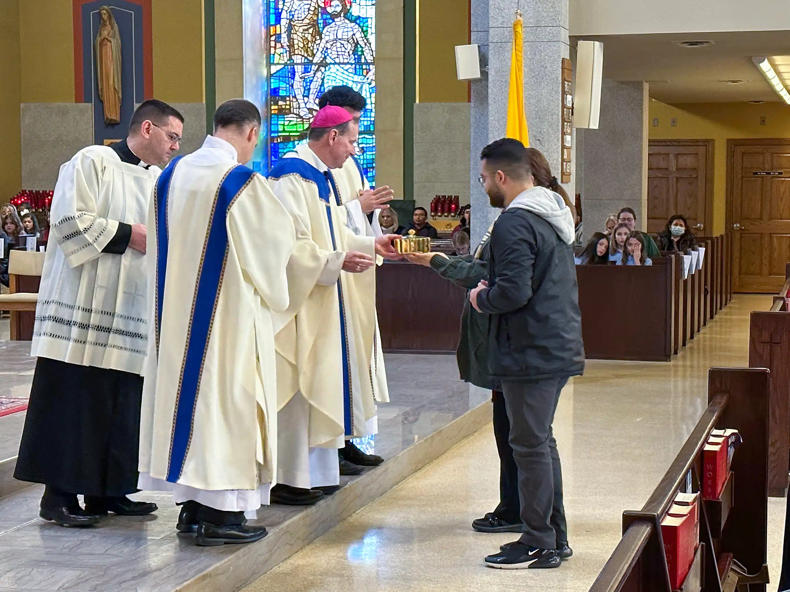 Bishop Burbidge celebrates Mass for life in Arlington - Arlington ...
