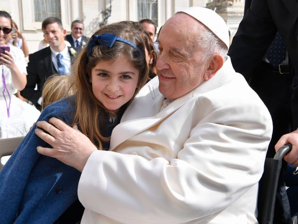 Don't treat Jesus as an idea, invite him into your heart, pope says ...
