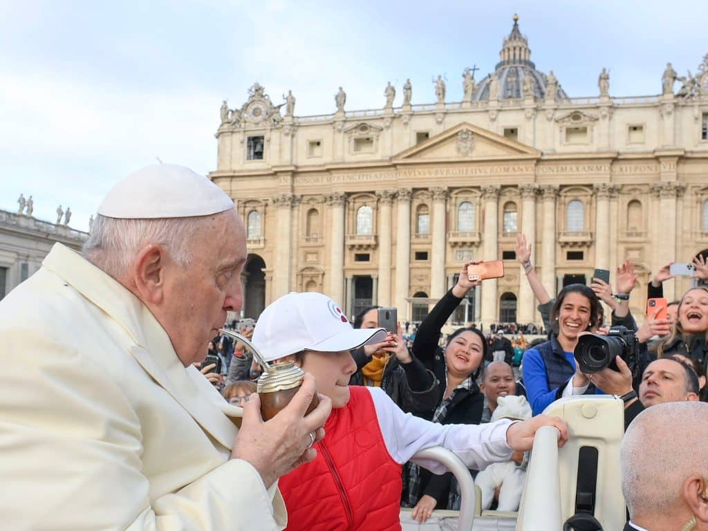 Holy Week is time for spring cleaning, including spiritually, pope says ...