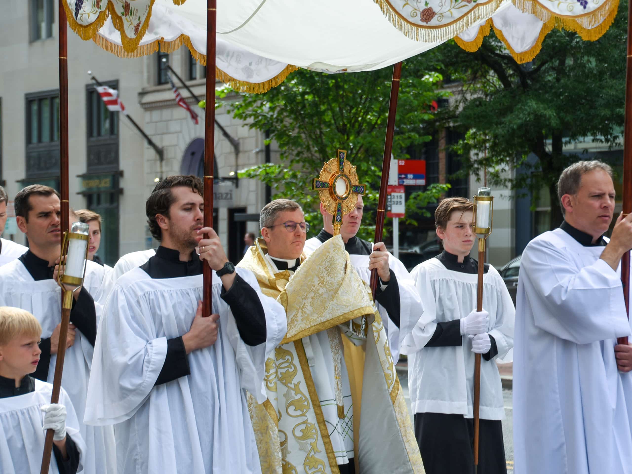 Seven hundred attend the CIC’s first Eucharistic procession in ... Seven hundred attend the CIC’s first Eucharistic procession in ...