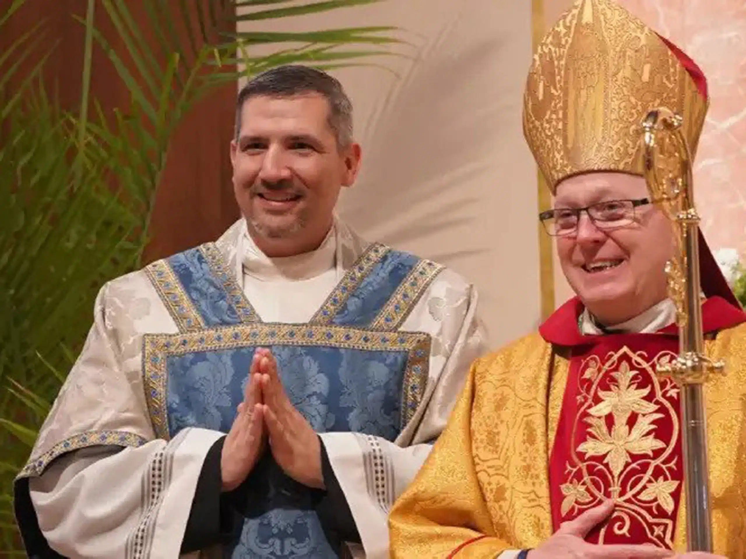 Ordenan sacerdote a ex jugador de béisbol profesional en Estados Unidos ...