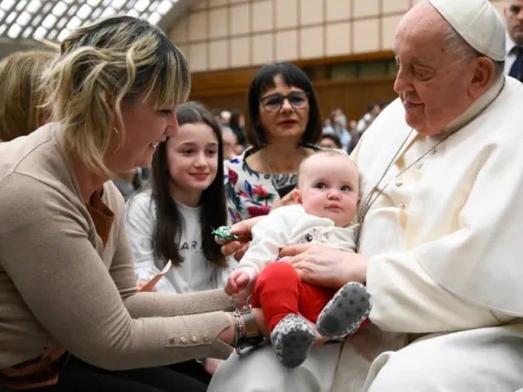 El Papa Francisco recuerda el “deber fundamental” de ayudar a las ...