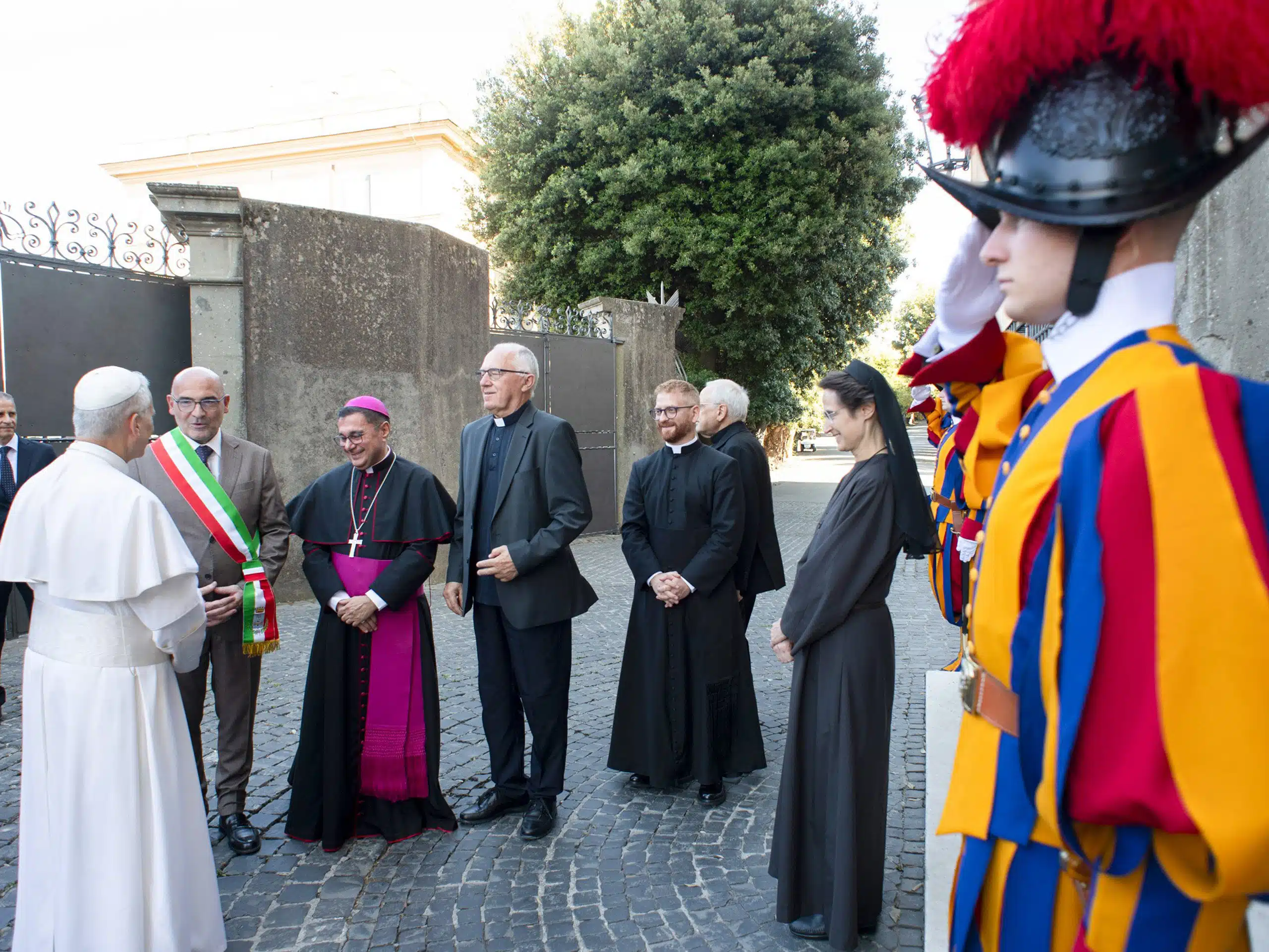 After 12 years, locals welcome pope back to his summer home - Arlington ...