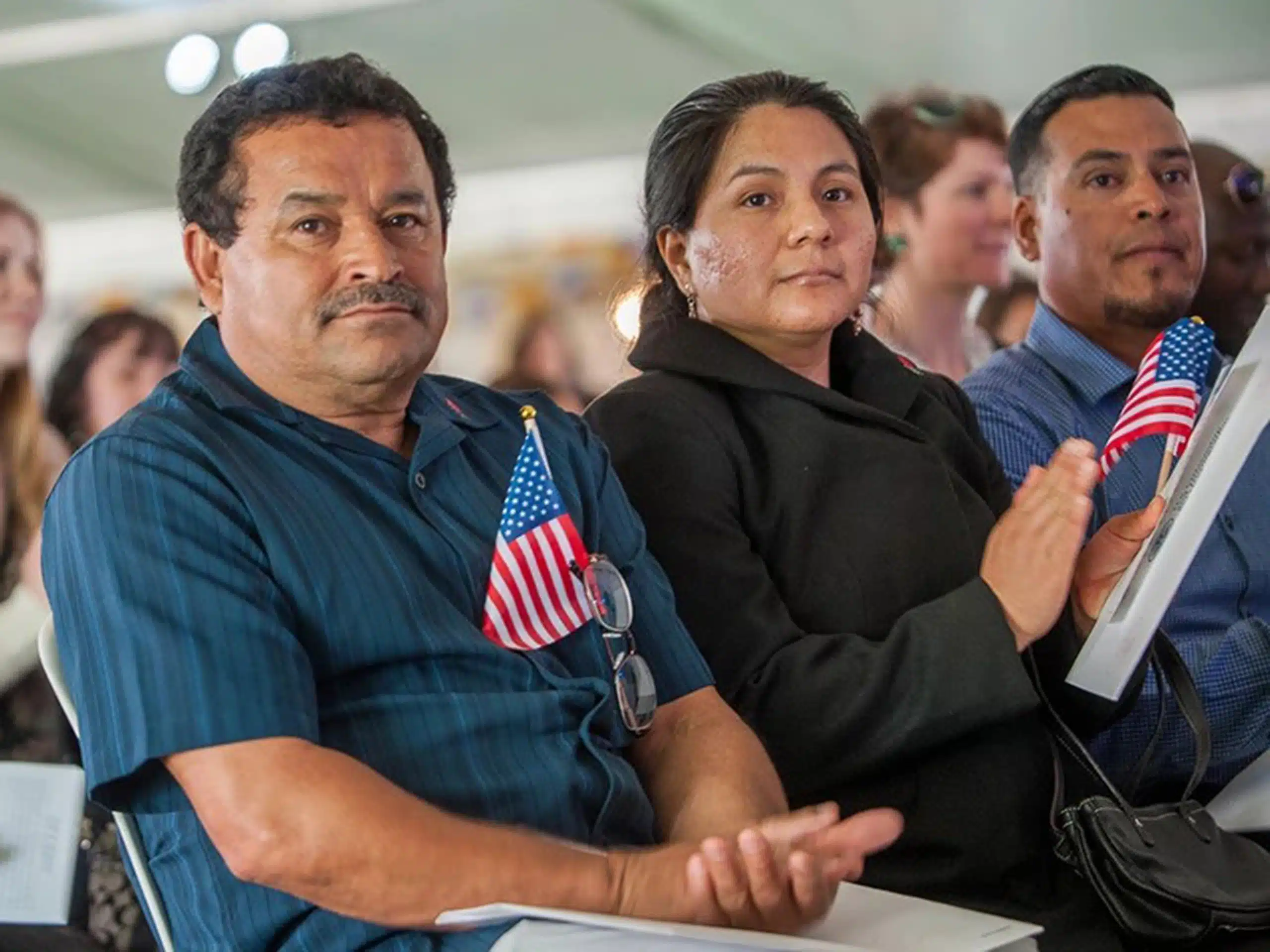 Trump immigration policies spark fear and faith at Spanish Catholic ...