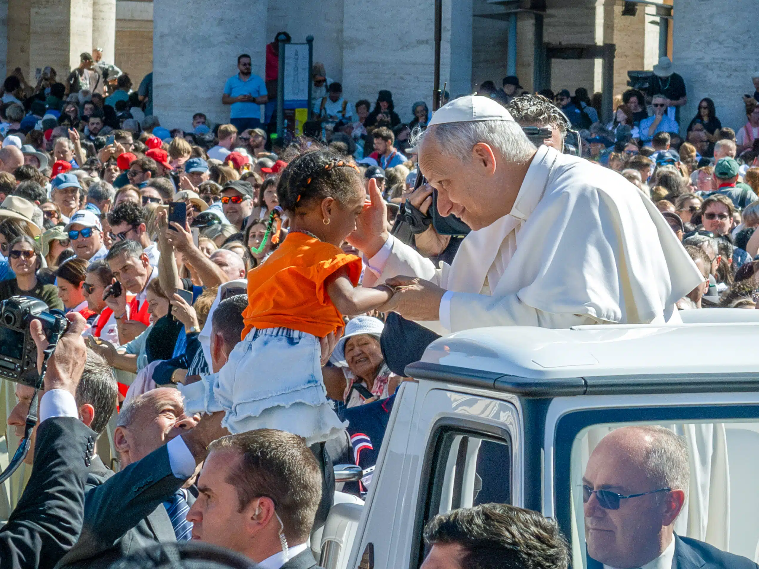4 must-read quotes from Pope Leo on AI, dignity and synodality ...