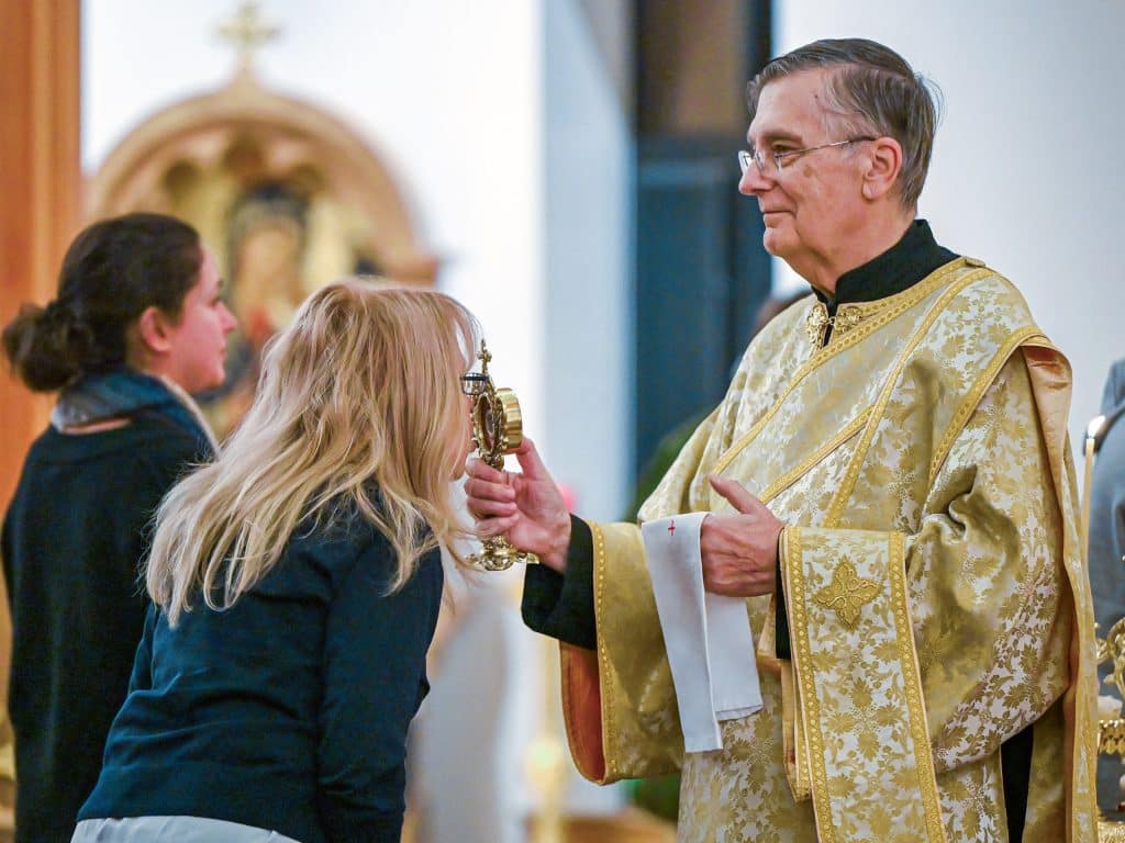 A rare relic of St. Nicholas makes an appearance at an Annandale parish ...